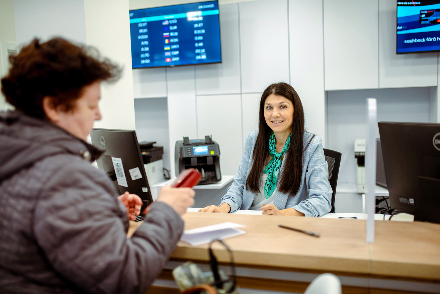 Sucursala maib „Mircea cel Bătrân” și-a redeschis ușile după renovare ...