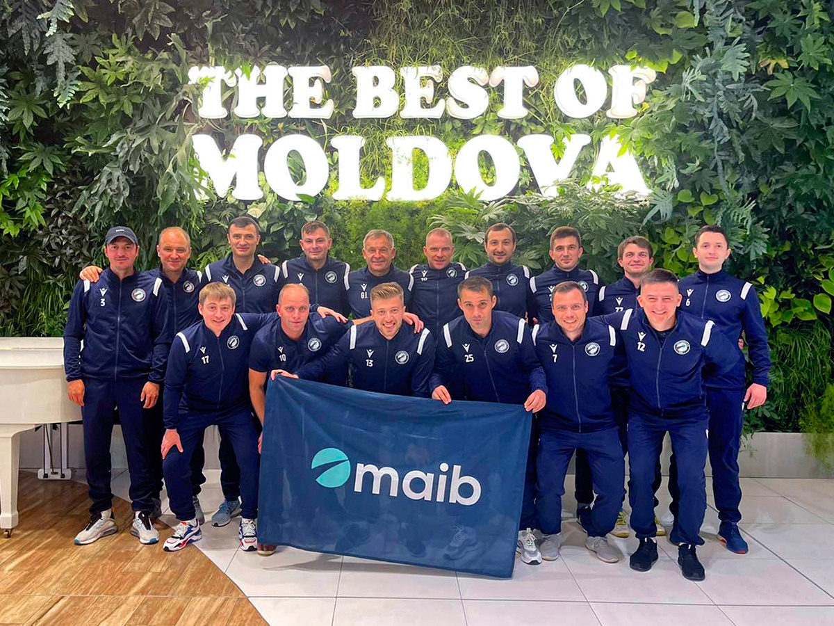 Echipa de fotbal maib desemnată “Cea mai bună echipă corporativă a anului 2022” | maib
