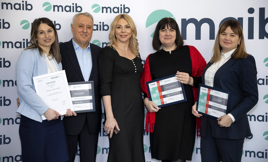 Maib a reunit performerii anului 2022 din liniile de afaceri Retail, Business Banking și ...