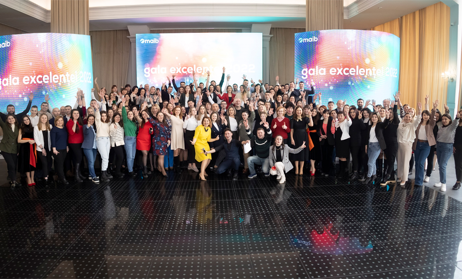 Maib a reunit performerii anului 2022 din liniile de afaceri Retail, Business Banking și ...