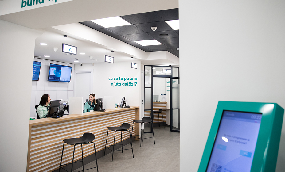 Sucursala maib „Onisifor Ghibu” la dispoziția clienților într-un spațiu ...