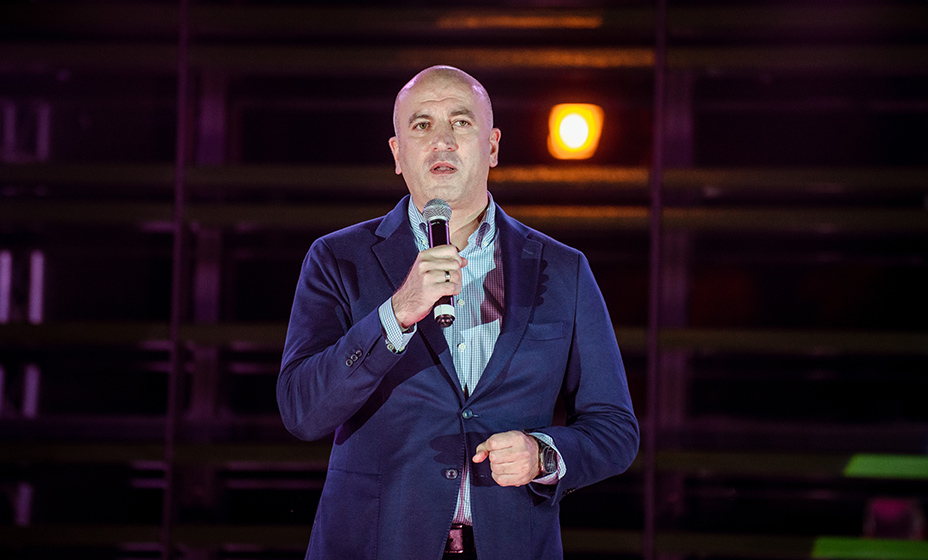 Maib inaugurează noul oficiu central digital la Chișinău pentru a ...