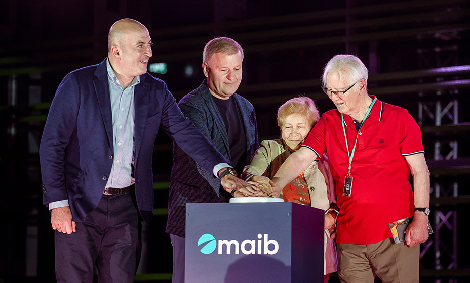 Maib inaugurează noul oficiu central digital la Chișinău pentru a ...