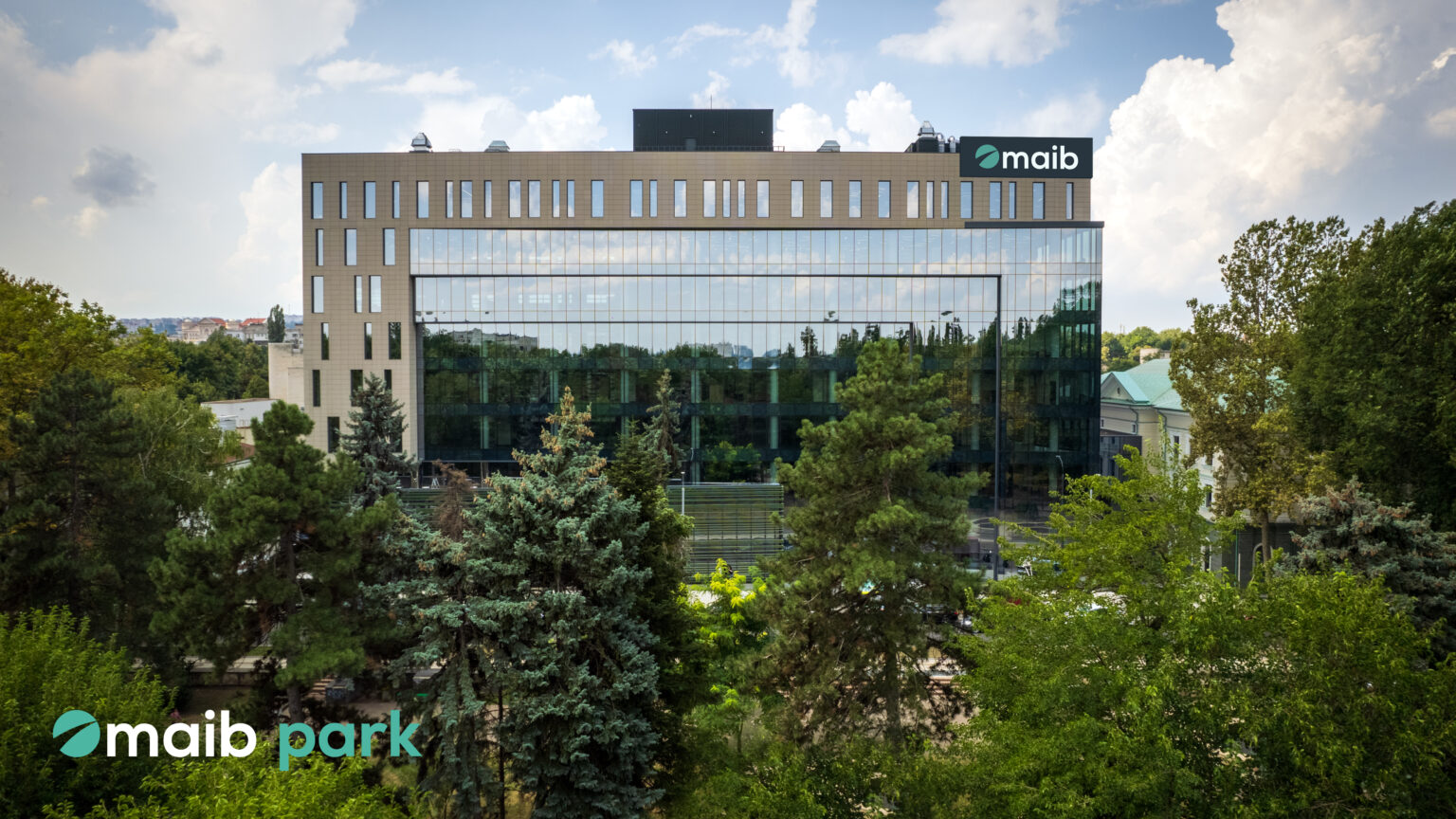 maib: Banca aleasă de peste UN MILION DE CLIENȚI! | maib